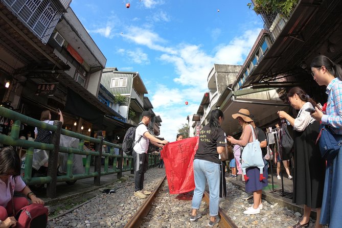 Full-Day Private Custom Keelung Shore Excursions - Who Should Consider This Tour?