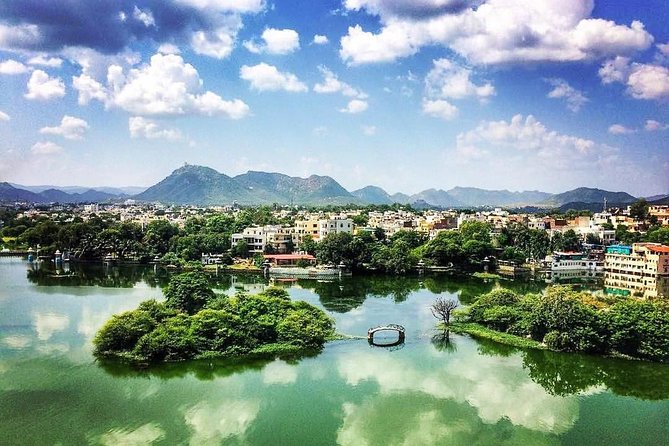 Full-Day Private Udaipur Sightseeing with English speaking Guide - Authentic Experiences That Make a Difference