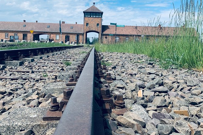 Full Day Tour to Auschwitz-Birkenau and Salt Mine With a Local Guide From Krakow - Discovering the Wieliczka Salt Mine