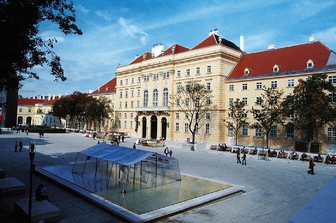 Fun & Mobile Scavenger Hunt Through Vienna - Review Highlights and Accolades