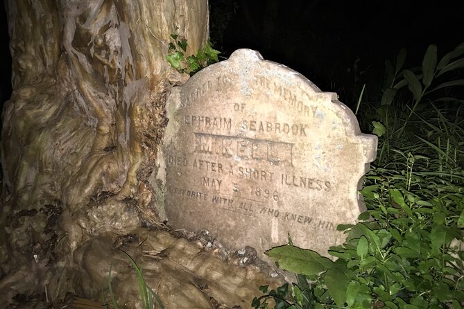 Ghosts of Charleston Night-Time Walking Tour with Unitarian Church Graveyard - The Experience Value: Why It’s Worth It