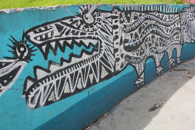Graffiti Tour in La Candelaria Bogotá With Transportation - Cultural Significance of Graffiti in Bogotá