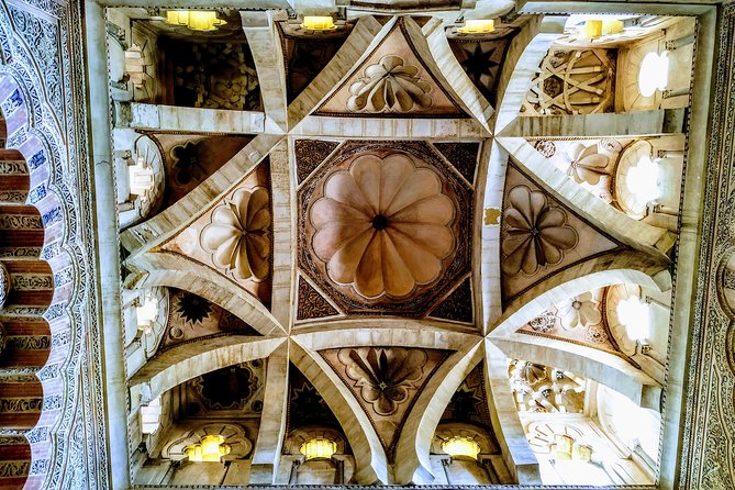 Guided Tour: Discover the 2 Great Monuments in Córdoba: Mezquita and Alcázar. - Exploring the Alcázar