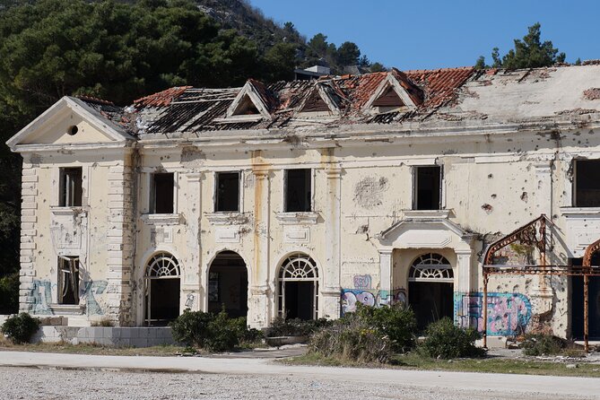 Guided Tour to Kupari From Holiday Resort to War Zone - Understanding the Yugoslav Conflict