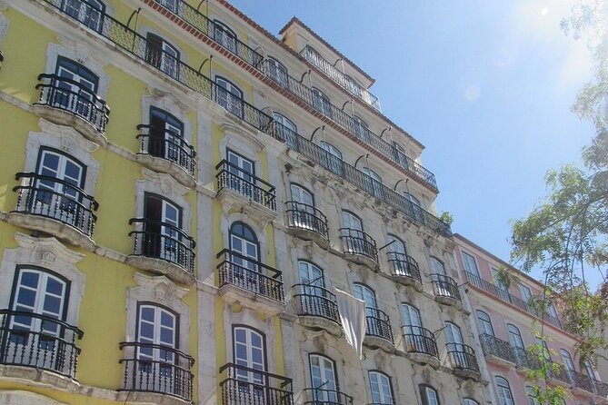 Half Day Historical Walking Tour About the Slave Trade in Lisbon - About the Tour Guide