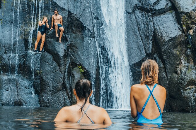 Hidden Waterfall Guided Tour in El Imposible National Park - Guest Feedback and Recommendations