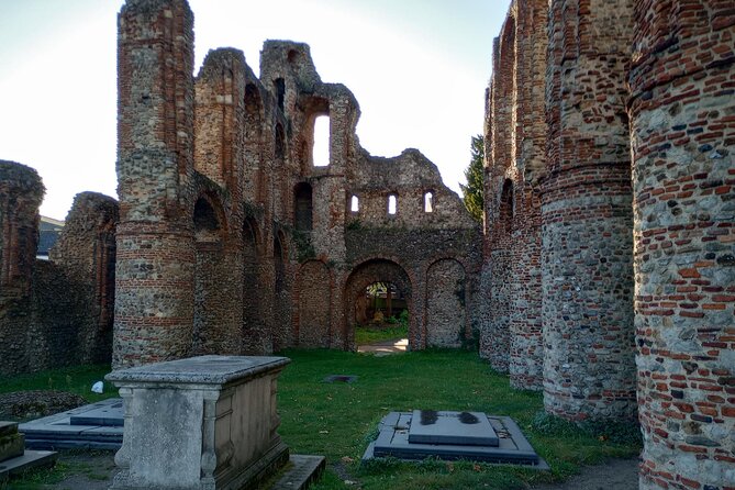 Historic Walking Tour of Colchester - Unraveling the Mysteries of Colchester Castle