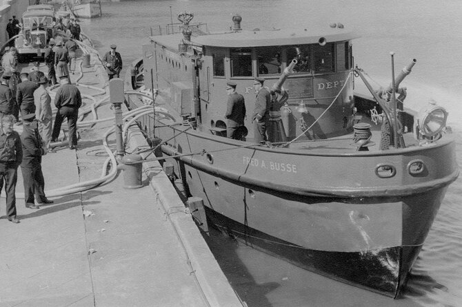 Historical and Architectural Chicago Fireboat River/Lake Cruise - Practical Tips for Your Tour