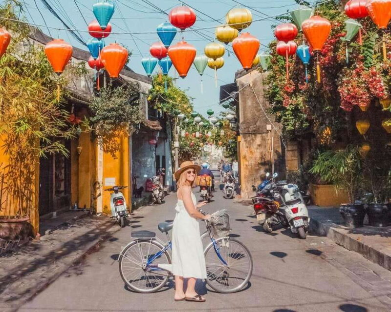 Hoi An Ancient Town: Boat Ride, Lanterns & Local Food Tour - Practical Details and Tips