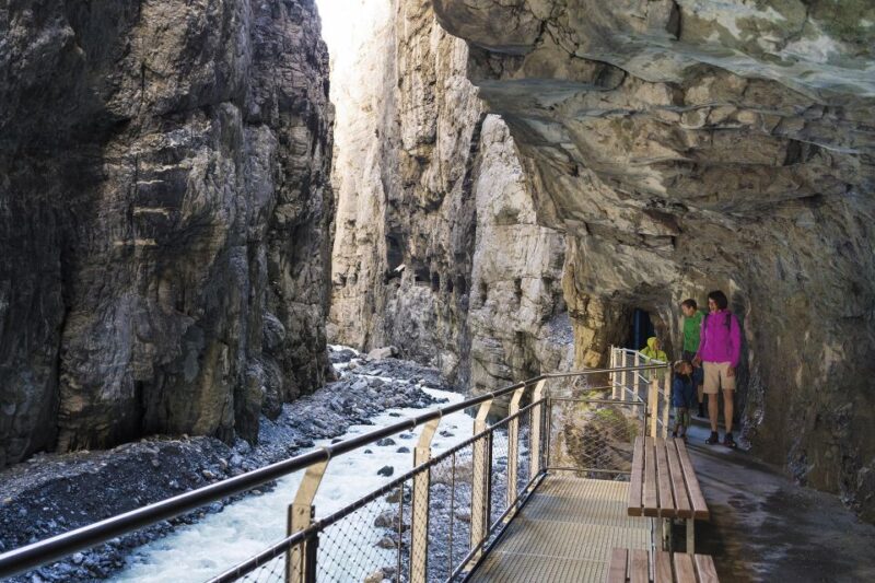 Interlaken: Canyon Swing in Grindelwald - Safety and Equipment