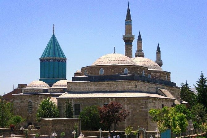 Istanbul Classics: Hagia Sophia Topkapi Palace Blue Mosque Hippodromme - The Serpentine Column: A Testament to Victory