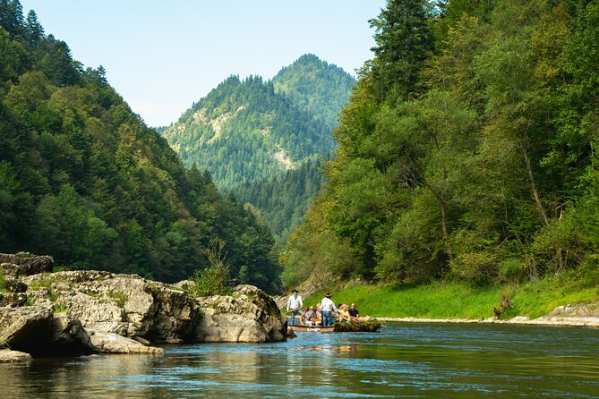 Krakow: Traditional Dunajec River Rafting With Mountain Chairlift - Enjoying the Spa Water Drinking Hall Experience