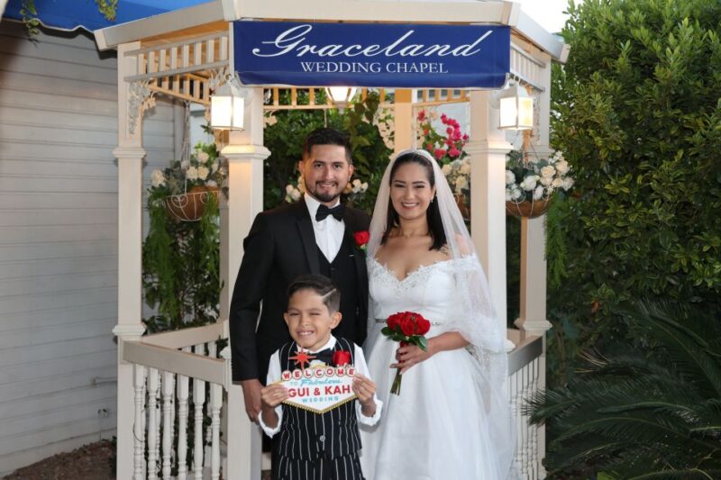 Las Vegas: Wedding or Vow Renewal at Graceland Chapel - Who Should Consider It?