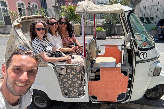 Lisbon Highlights - Your Tuk-Tuk Journey Awaits - Navigating the Narrow Streets With Ease