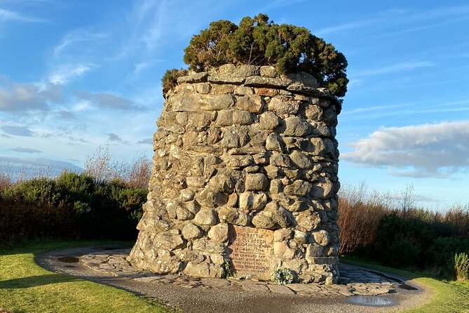 Loch Ness, Clava Cairns, Culloden, COO,S, DRAMS & Outlander Sites - Discovering the Enchantment of Urquhart Castle