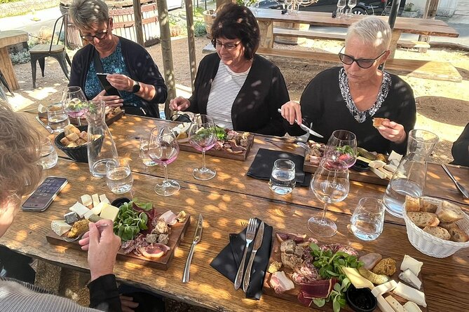 Loire Valley Wines and Castle Small Group Day Trip From Paris - Wine Tasting Experiences