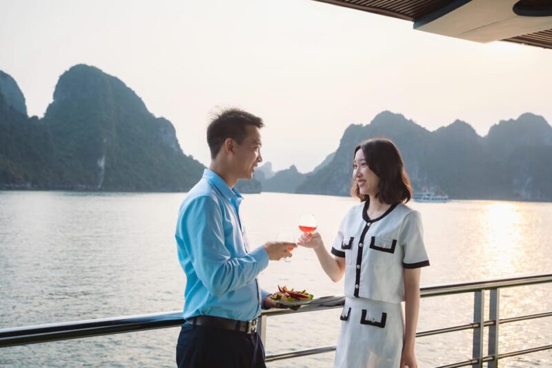 Luxury Ha Long Bay Day Tour  From Hanoi by Limousine - FAQ