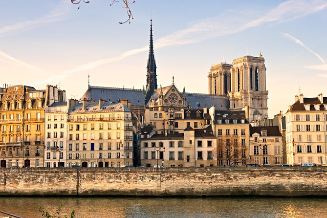 MUST SEE! History of Paris City & #1 Louvre Museum Exclusive Tour - Accessibility and Additional Information
