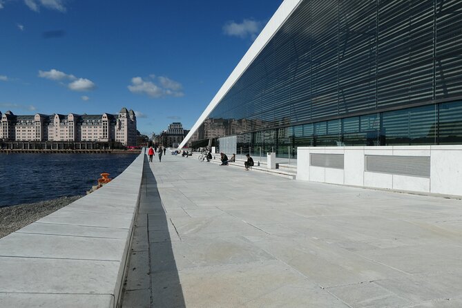 Oslo City Walks - The City of Contrasts - A Walk Through Historic Neighborhoods and Structures