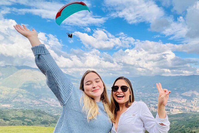 Paragliding Flights Medellin - Safety and Requirements