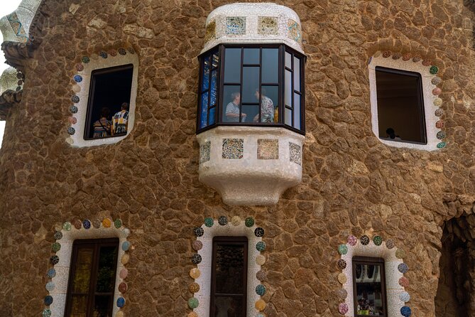 Park Guell Skip The Line Guided Tour - Guided Tour and Storytelling