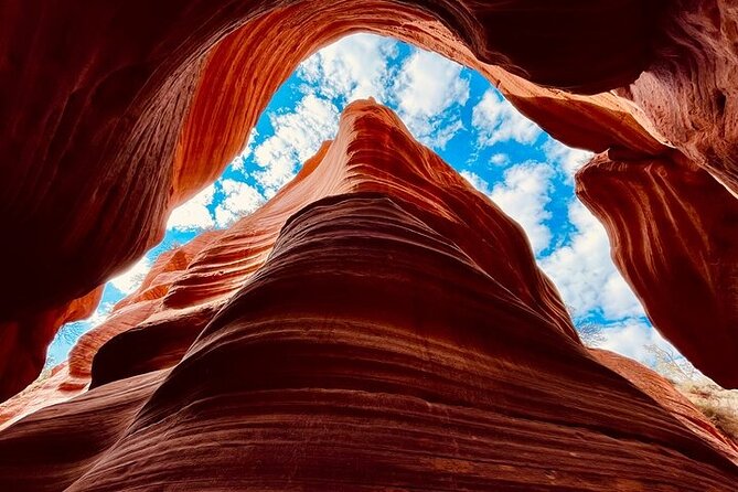 Peek-A-Boo Slot Canyon Adventure (Private) - Expert Guides and Educational Insights