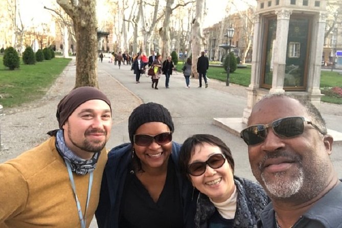 Personalized Eclectic Small-Group Walking Tour - Insights From a Knowledgeable Local Guide