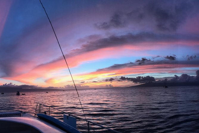 Premium Sunset Dinner Cruise from Ka’anapali Beach - Why This Tour Works Well