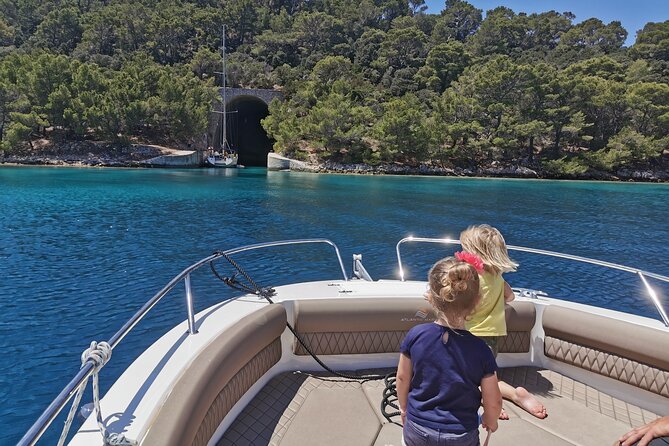 Private Boat Tour - Dubrovnik Old Town and Elaphite Islands - Important Details to Note