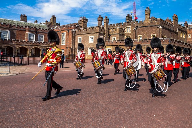 Private Guided Tour of Royal London - In-Depth Commentary From the Expert Guide