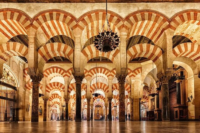 Private Mosque-Cathedral Tour in Cordoba - Exploring the Architectural Wonders of the Mosque-Cathedral