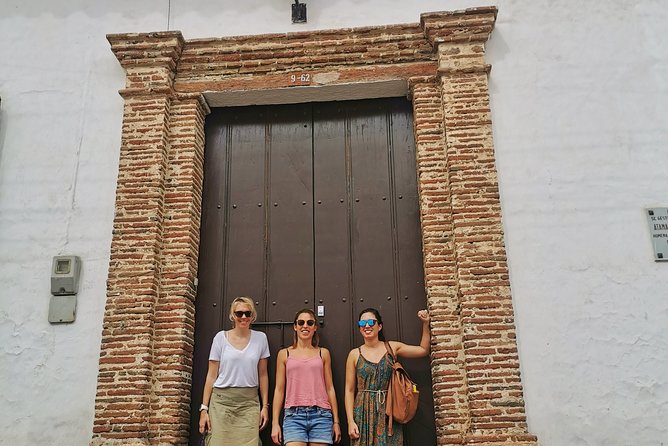 Private Tour Santa Fe De Antioquia & Bridge OPT Hot Air Balloon - Tour Experience and Guide
