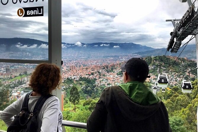 Private Tour to Comuna 13 & Exotic Fruit Market in Medellin! - The Knowledgeable Guides