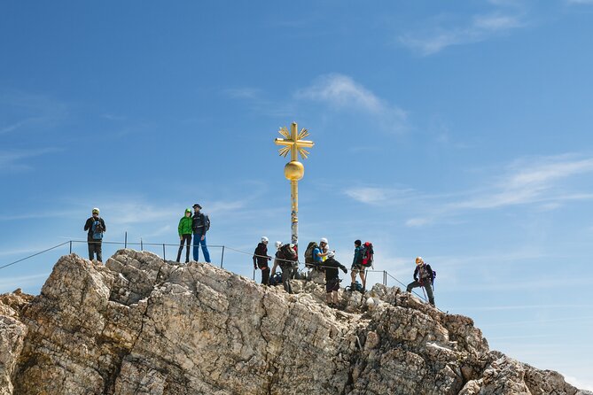 Private Tour to the Zugspitze & Neuschwanstein Castle With Lunch - Customer Reviews and Recommendations