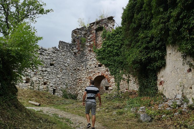 Private Wine Tour From Zagreb: Two Local Wineries & Samobor - Customer Reviews and Experiences