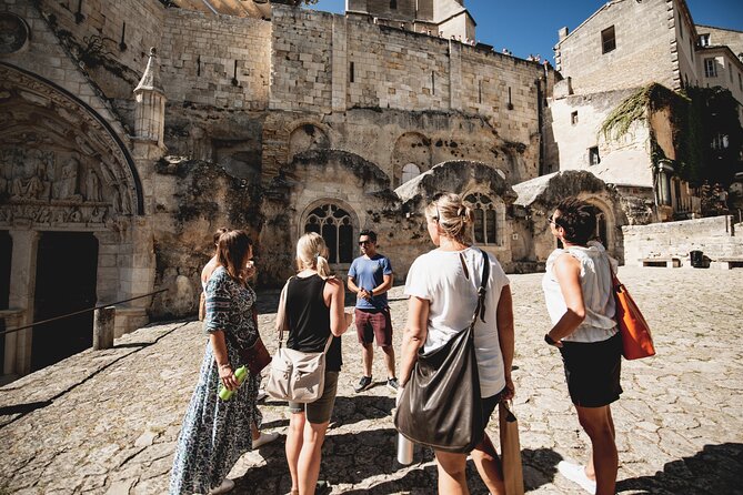 Saint-Emilion Small Group Day Tour With Wine Tastings & Lunch - Delightful Picnic Lunch