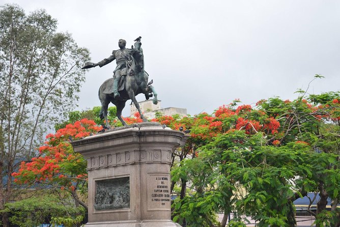 San Salvador City Tour and El Boquerón National Park Including Pupusa Tasting - Discovering El Boquerón National Park