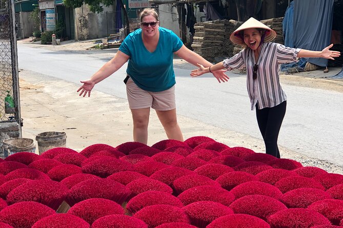 Secret Handicraft Villages of Hanoi ( Incense and hat Villages ) - Who Will Love This Tour?