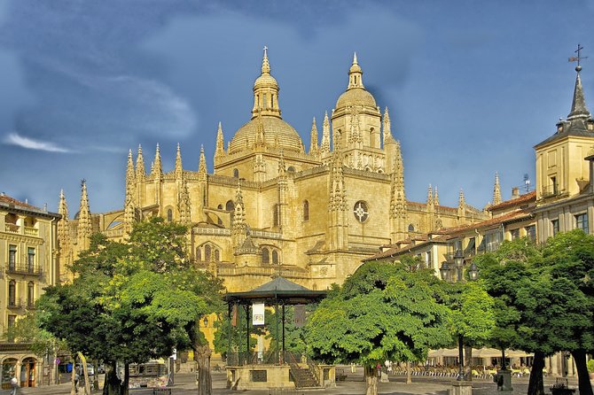 Segovia Guided Afternoon Tour From Madrid - Getting to the Meeting Point