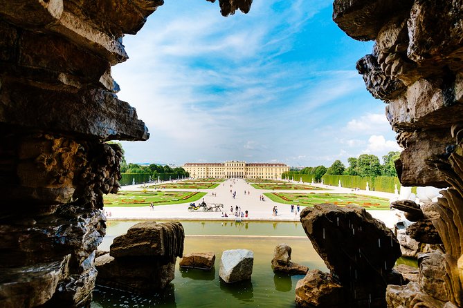 Skip-the-Line Schonbrunn Palace Guided Tour and Vienna Historical City Tour - Inside Schönbrunn Palace: A Guided Experience