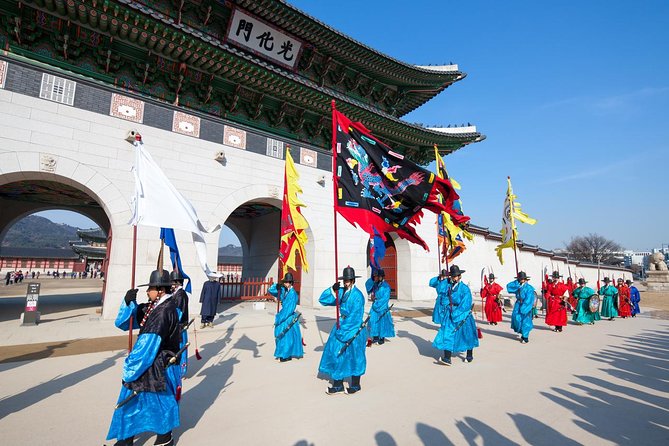 Small Group Seoul Highlight Tour opt. Hanbok & Tea Ceremony - Final Thoughts: Who Is This Tour Best For?