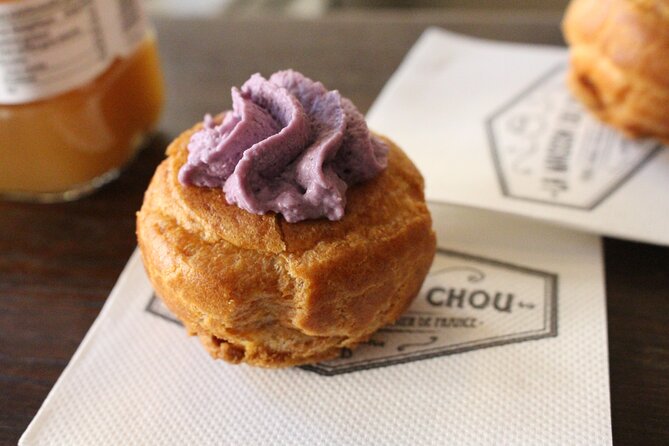 Small Group Tour - Paris Sweet Tooth Stroll - Host Responses and Customer Engagement