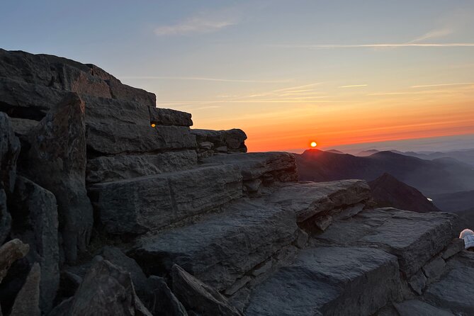Snowdon Sunrise Hike - Witnessing the Sunrise