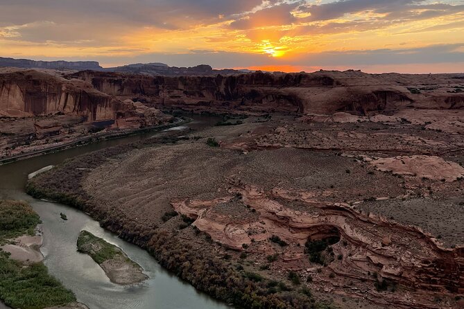 The Beast 4x4 Family Adventure in Moab, Utah - Included Amenities and Meetup Options