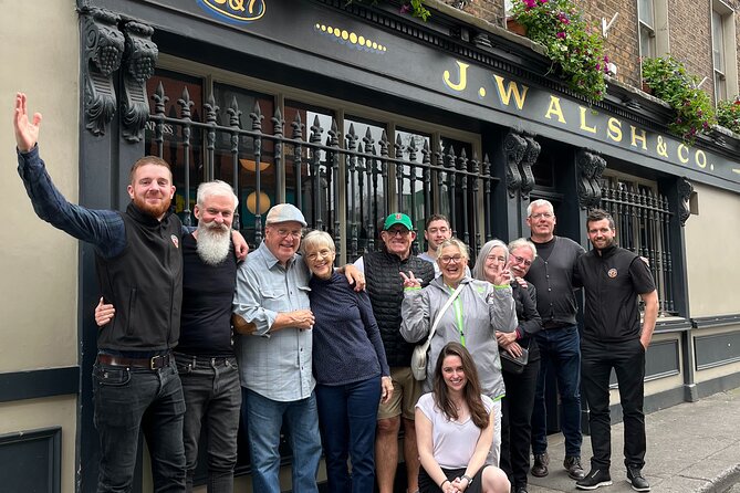 The Guinness Storehouse & Perfect Pint Tour Experience - Taking in Irish Music and Refreshments