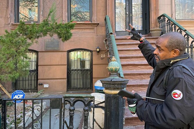 The Soul of Harlem Walking Tour in New York - Appreciating the Small-Group Advantage