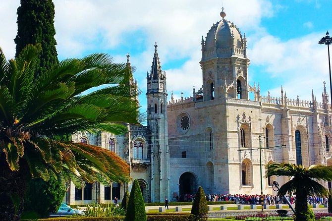Tour Portugal 10 Days - Indulge in the Stunning Douro Valley Vineyards