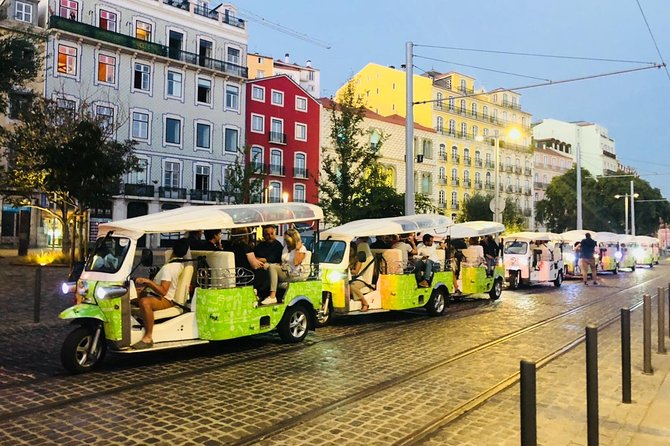 Tuk Tuk Lisbon: The Best of Lisbon in Half a Day - Tuk Tuk Capacity