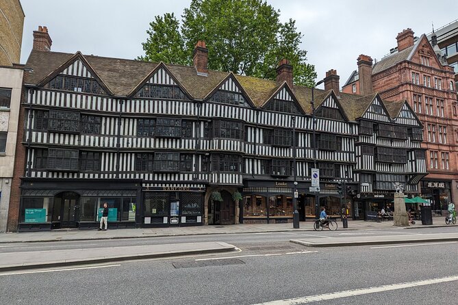 Turmoil, Templars & Oliver Twist Londons Squalor and Splendour - Unraveling the Citys Turbulent History