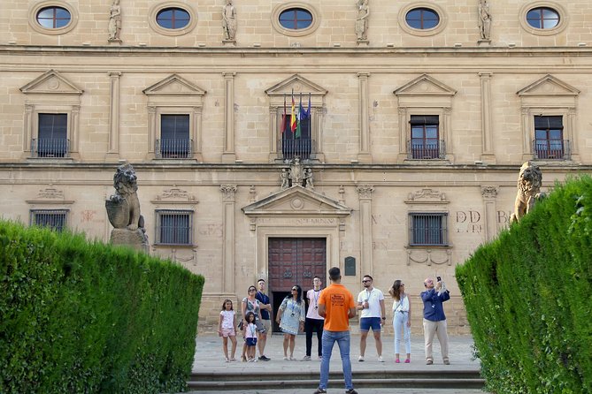 Úbeda-Baeza Historical Tour With Water Synagogue - Exploring Úbedas Architectural Gems